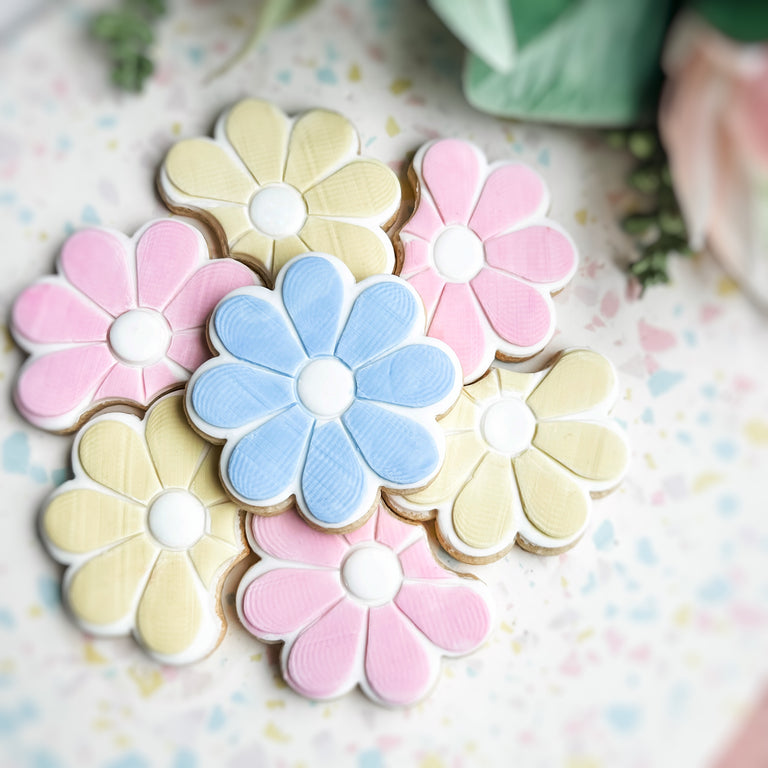 Daisy Chain Platter Cutters & Debosser Set (Bikkie Smalls) | Custom ...