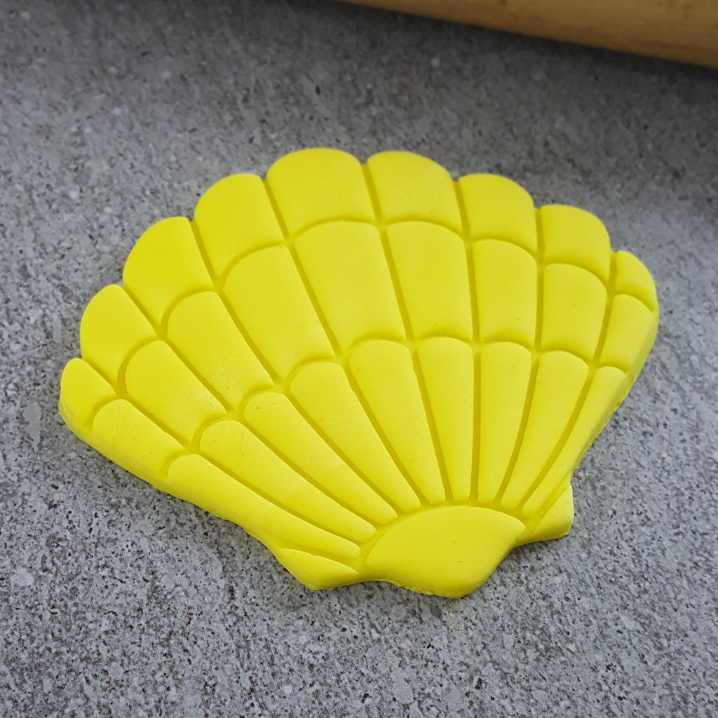 Clam Shell Embosser and Cutter Set | Custom Cookie Cutters